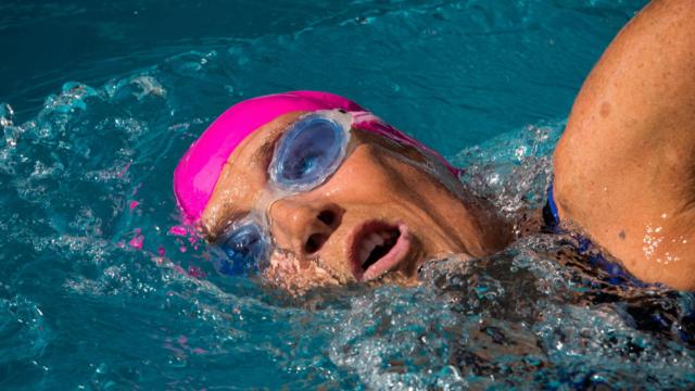 Diana Nyad, a mulher que nadou de Cuba a Miami aos 60 anos e inspirou ...