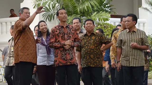 Siapa yang halangi SBY bertemu Jokowi? - BBC News Indonesia