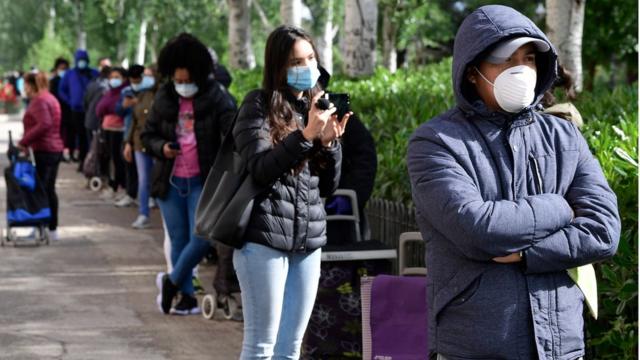 Coronavirus en España: las colas del hambre por la crisis de la covid ...