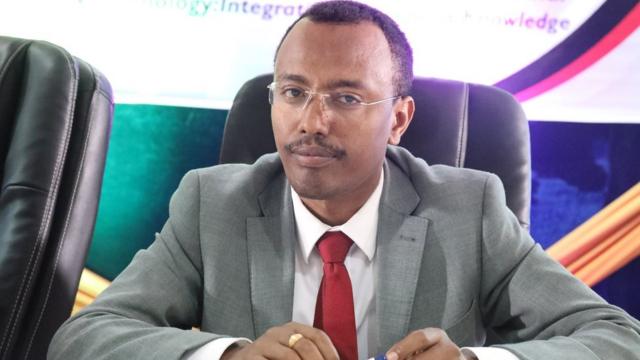 Taaddasaa Qana'aa (PhD) hooggansa Yunivarsiitii Amboorraa kaafamuun ...