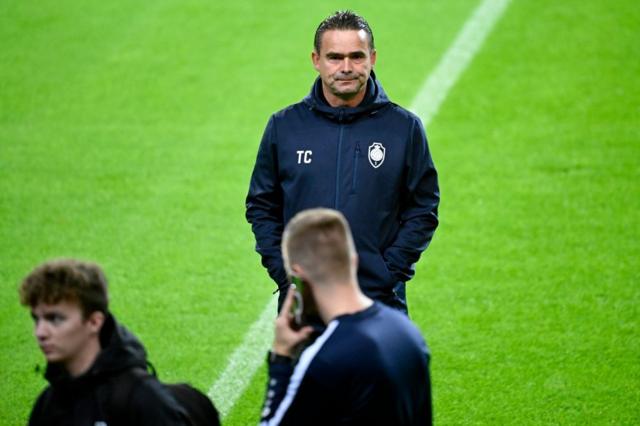 Cinsel tacizle suçlanan Marc Overmars, FIFA tarafından dünya çapında ...