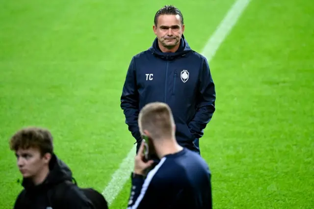 Cinsel tacizle suçlanan Marc Overmars, FIFA tarafından dünya çapında ...