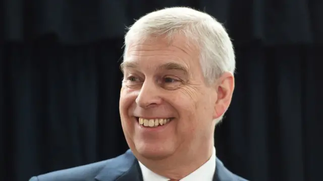 Cinsel saldırı davasında uzlaşmaya giden Prens Andrew, milyonlarca ...