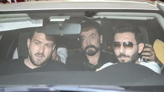 Adnan Oktar davası: Duruşmanın ilk günü neler yaşandı, Oktar ...