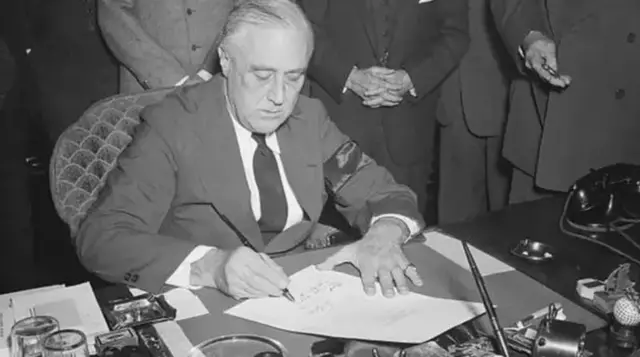 Ninkii waddanka dunida ugu weyn kursiga naafada ka xukumayay - BBC News ...