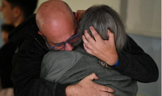 Xamaas oo shuruud adag ku xirtay sii deynta la haystayaasha Israa'iil ...