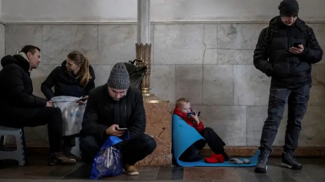 Rusija i Ukrajina: Raste broj žrtava u masovnom ruskom napadu na Ukrajinu, pogođeni domovi i ...