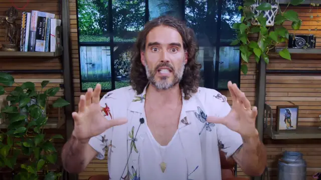 Russell Brand, el controvertido actor y YouTuber británico en el centro ...