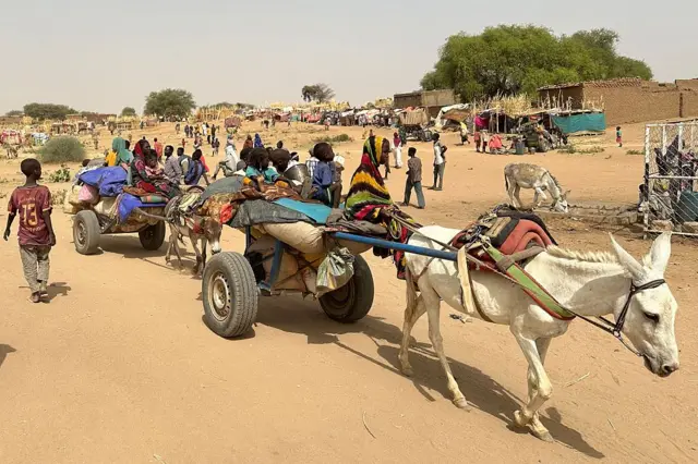 Waa kuma Maxamed Xamdaan Dagalo, geeljiraha hore ee hadda dowlad gaar ...