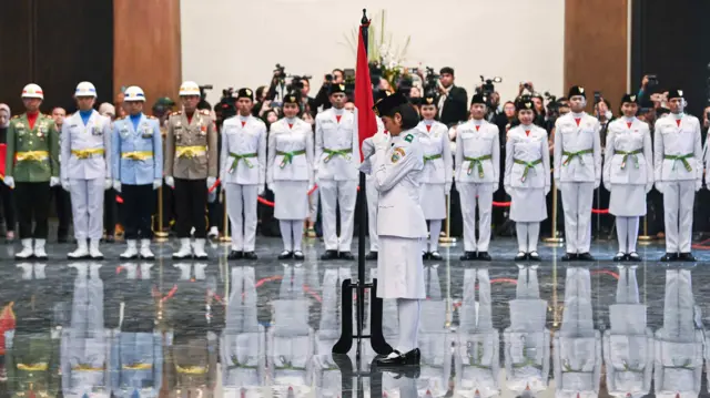 Jilbab, paskibraka dan BPIP: Kontroversi di balik 'aturan lepas jilbab' Paskibraka - 'Tidak ...