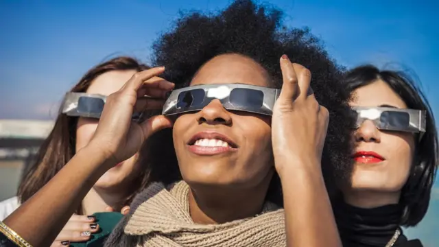 Eclipse solar total: qué es la corona solar y por qué los científicos ...