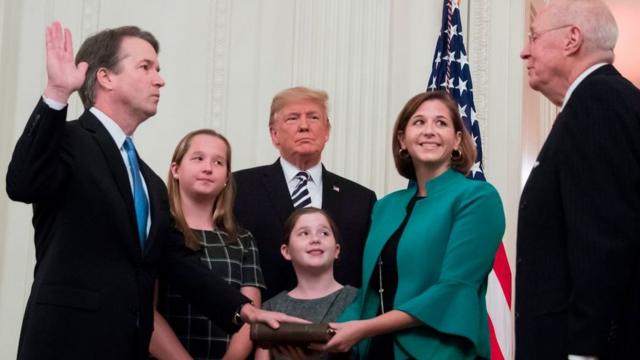 ABD'de tartışmalı Yüksek Mahkeme seçimi: Trump Kavanaugh'dan özür ...