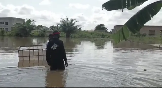Ghana floods: One confirmed dead as floods displace over 1000 people ...