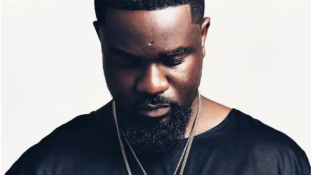 Late Ebony Reigns win VGMA 2018 Artiste of di Year - BBC News Pidgin