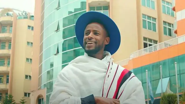 'Sababa wallee kiyyaa na qoccolaa turan, booda miidhaa narraan ga'an ...