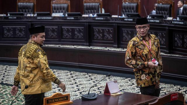 Sidang perdana sengketa pilpres: 'Ada kecurangan', Anies dan Ganjar minta MK batalkan hasil ...