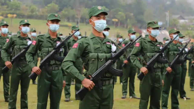 ဇူလိုင် ၂၀ ရက် နိုင်ငံတဝန်းသတင်းအနှစ်ချုပ် လားရှိုး နဲ့ သိန္ဒီမှာ ညဘက်ပါ စစ်ကောင်စီက လေကြောင