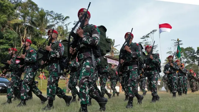 Rangkuman debat capres: Anies-Prabowo saling serang soal etika hingga pengetahuan soal ...