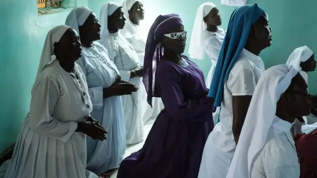 Crkva i istorija: Kako i zašto je evoluirala religija - BBC News na srpskom