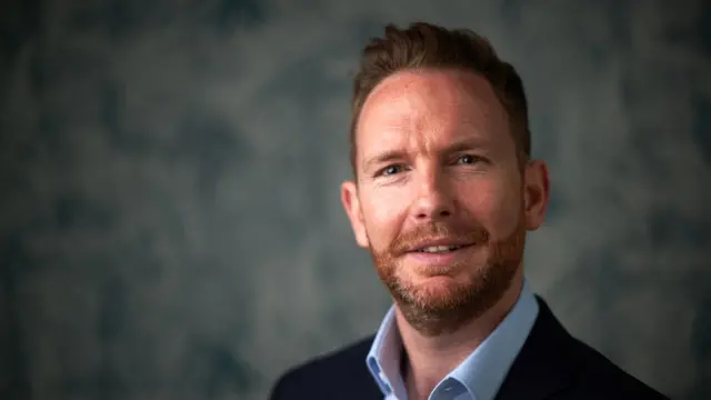 Guy Tolhurst, el exitoso empresario que se atreve a confesar sus ...