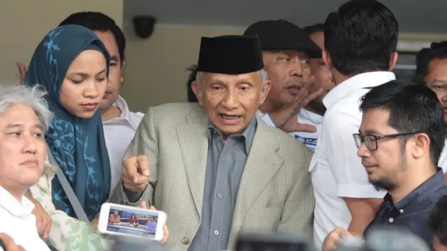 Jadi saksi kasus hoaks Ratna Sarumpaet, Amien Rais 'merasa dimuliakan' setelah sebut 'ada ...