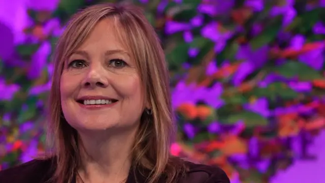 Quién es Mary Barra, la mujer “más poderosa” del mundo de los negocios ...