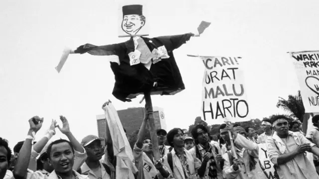 Pemilu 2024: Mengapa Prabowo-Gibran ‘menang‘ di tengah banyaknya tuduhan isu antidemokrasi ...