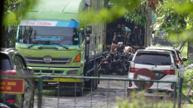 Curanmor: Gudang TNI AD di Sidoarjo tampung ratusan motor curian, tiga anggota TNI dijadikan ...
