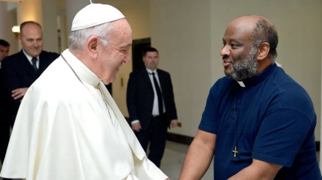 ኣብ ልዕሊ ኣባ ሙሴ ተመስሪቱ ዝነበረ ክሲ እንታይ'ዩ? ብኸመ'ከ ተሰሪዙ - BBC News ትግርኛ