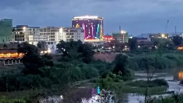 စစ်တပ်လက်အောက်ကခွဲထွက်တဲ့ကရင် BGF ရဲ့ KNA အသွင်ပြောင်းရပ်တည်မှု ကျားဖြန့်နှိမ်နင်းမှုနဲ့ဆက်စပ ...