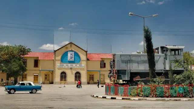 Maxay tahay sababta magaalada Diridhaba dowladda dhexe loo hoos geeyey ...