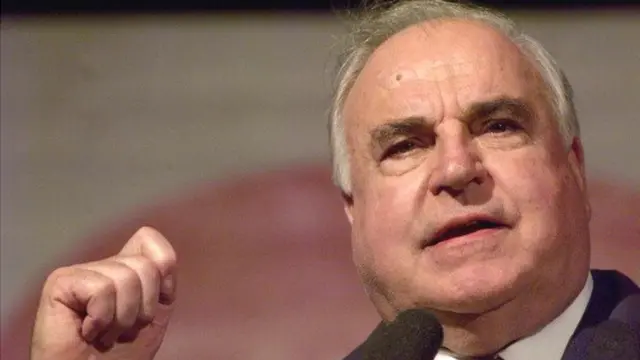 Helmut Kohl est mort - BBC News Afrique