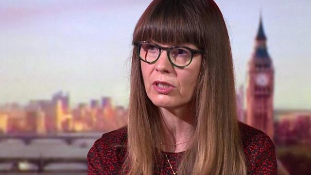 Covid ở Anh: BS Susan Hopkins nói tiêm hai mũi vaccine 'vẫn có thể tử ...