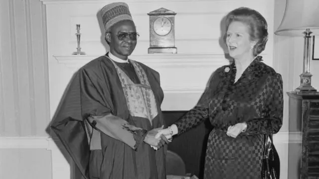 Shehu Shagari: Five tins you suppose know about di late Nigeria former ...