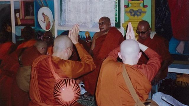 ภิกษุณี : ภารกิจ "เติมเต็มพุทธบริษัท 4" ของภิกษุณีธัมมนันทา - BBC News ไทย