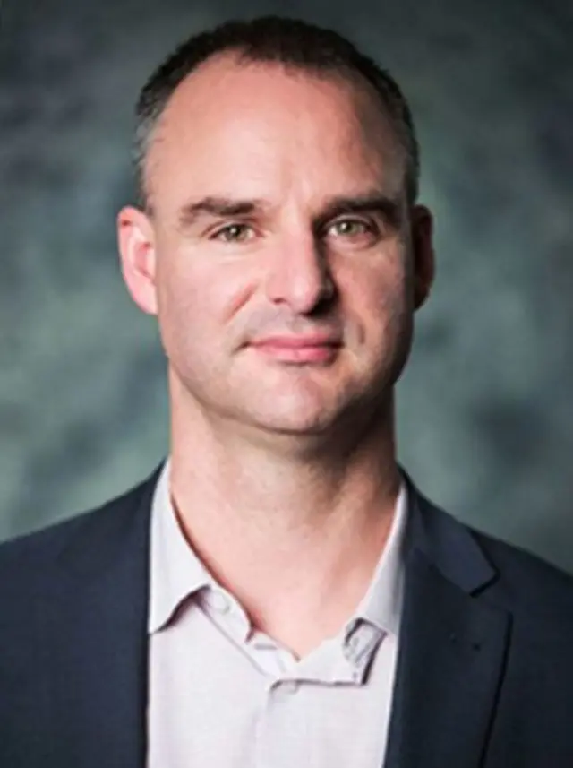 'Saya dibesarkan oleh sebuah sekte, dan baru memasuki dunia nyata di ...