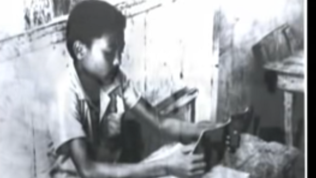 Jerry Rawlings burial: From ‘khaki to kente’ - How Rawlings escape ...