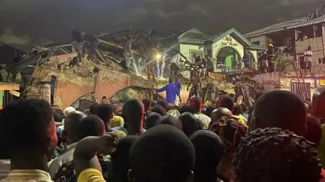 Ebute Metta collapsed building: Ibadan Street three-storey fall trap ... Ebute Metta collapsed building: Ibadan Street three-storey fall trap ...