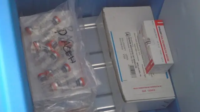 Covid-19: Distribusi vaksin ke pulau di Aceh: 'Mana safety? Kita menggunakan kapal penumpang ...