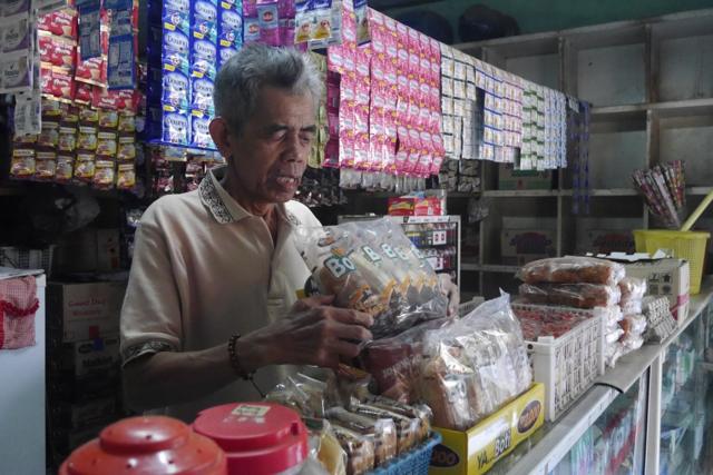 Perda syariah di Indonesia: antara kearifan lokal, politik elektoral ...