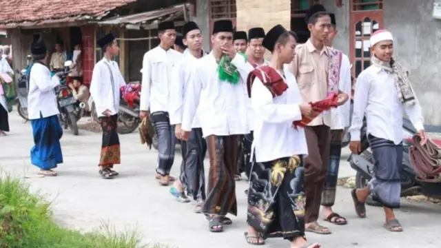 Pemilu 2024: Anies, Prabowo, dan Ganjar bertarung meraup suara NU di Madura: ’Kalau ada perintah ...
