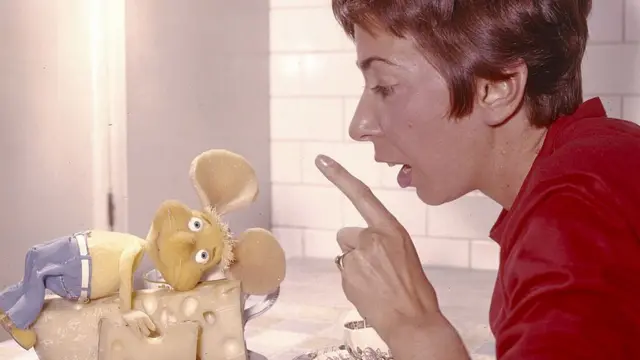 Topo Gigio: muere Maria Perego, la creadora del personaje infantil - BBC News Mundo