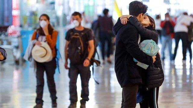 Coronavirus en España: las colas del hambre por la crisis de la covid ...