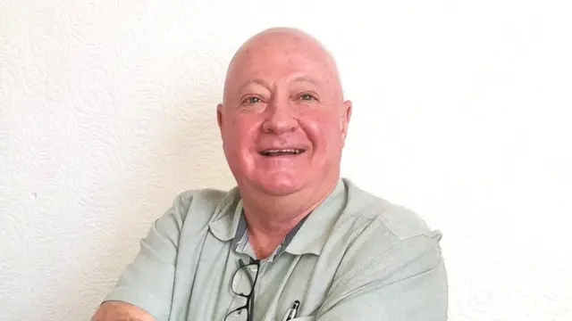 Emekli maden işçisi, suda çözünen ıslak mendil icat etti - BBC News Türkçe