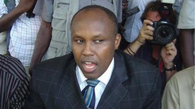 Shan arrimood oo ku saabsan Xuseen Caydiid - BBC News Somali