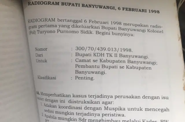 Pembantaian 'dukun santet' 1998-1999 di Banyuwangi: 'Ada tanda silang, lampu tiba-tiba mati, dan ...