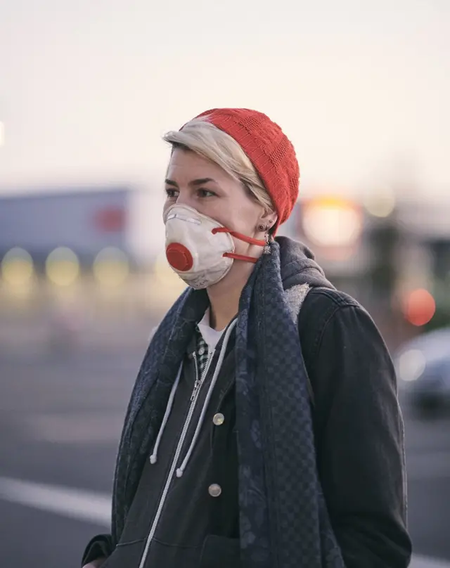 Virus corona: Hari-hari janggal di London timur - kisah fotografer yang mengabadikan situasi ...