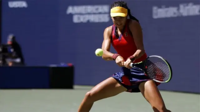 Emma Raducanu : Facts about di young tennis star wey qualify for Grand ...