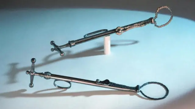 Hukuman kebiri kimia pertama untuk pemerkosa anak di Indonesia belum ...