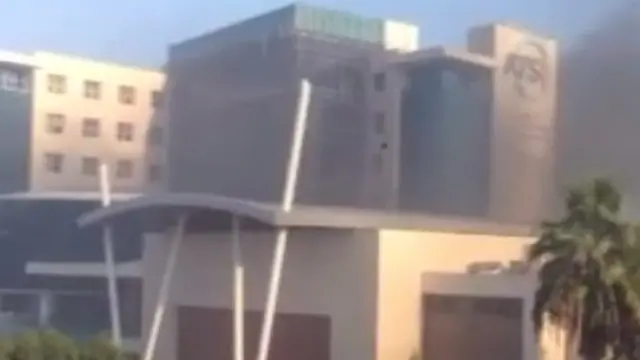 Antalya Ticaret ve Sanayi Odası otoparkında patlama: 10 yaralı - BBC ...